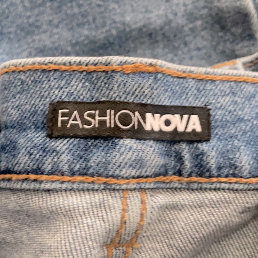 Jeans ! Fashion Nova! - Gem